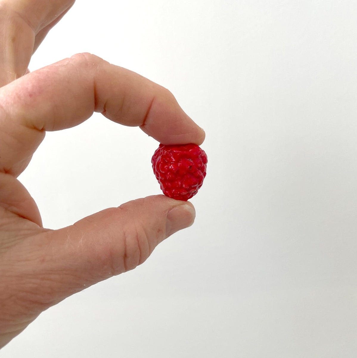 Berries - Porcelain – Helen Ashley Designs